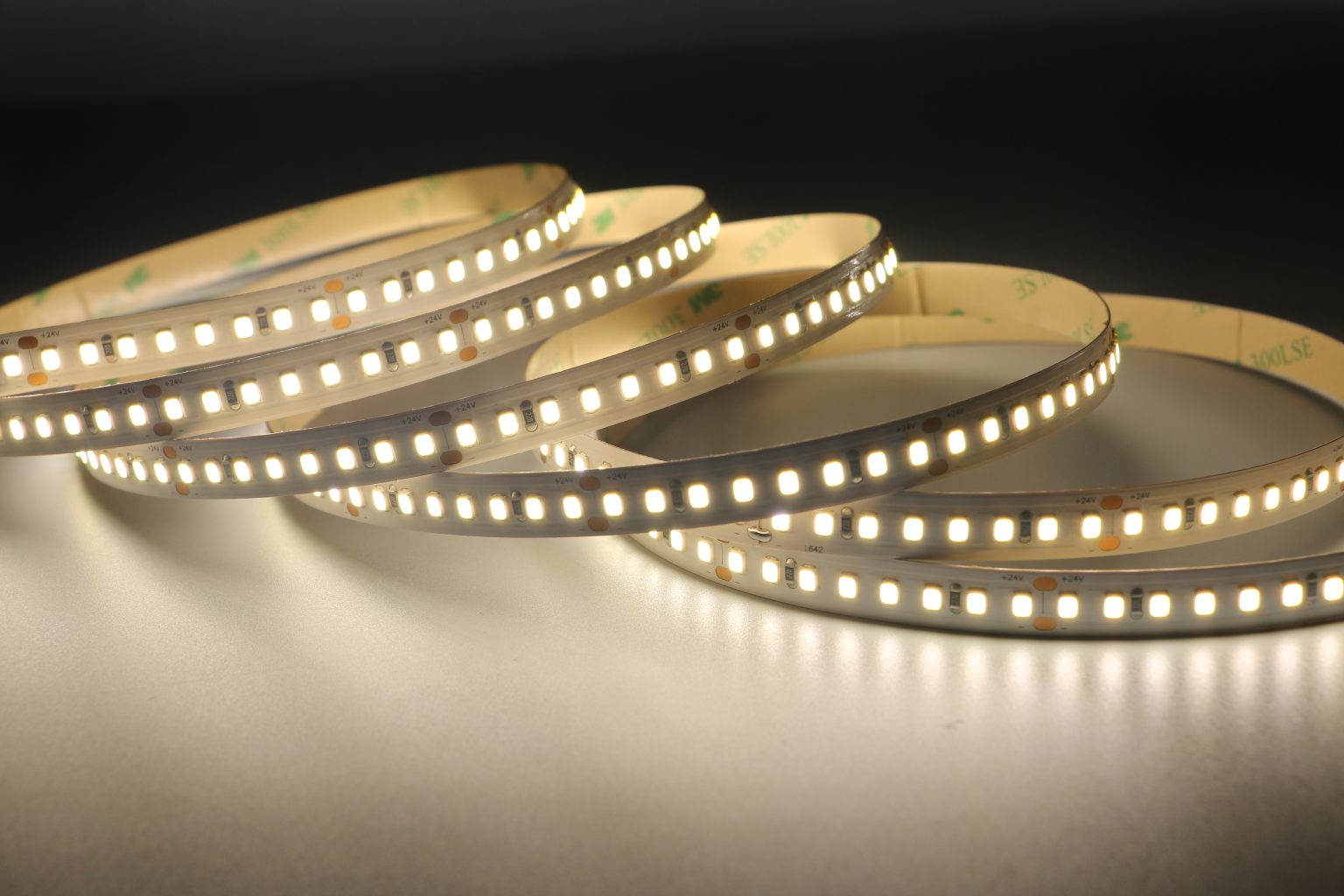INTEGRATECH Nieuwe gamma LED-strips - Rexel Belgium
